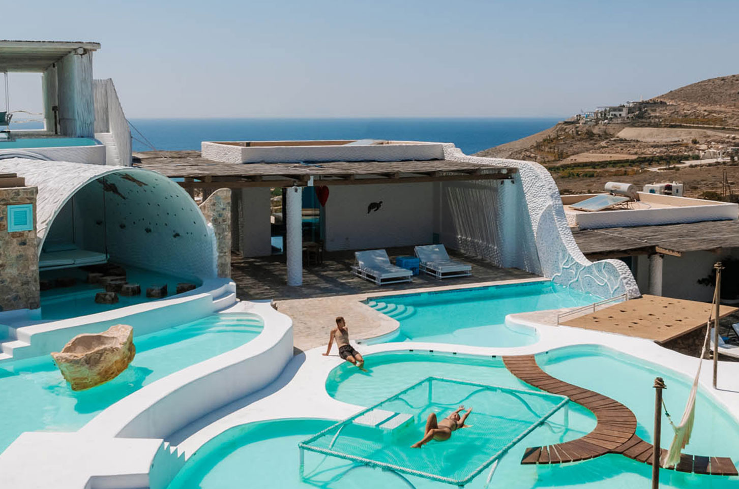 Holidays and Luxury Accommodation in Ios Island, Greece - LuxurΙOS