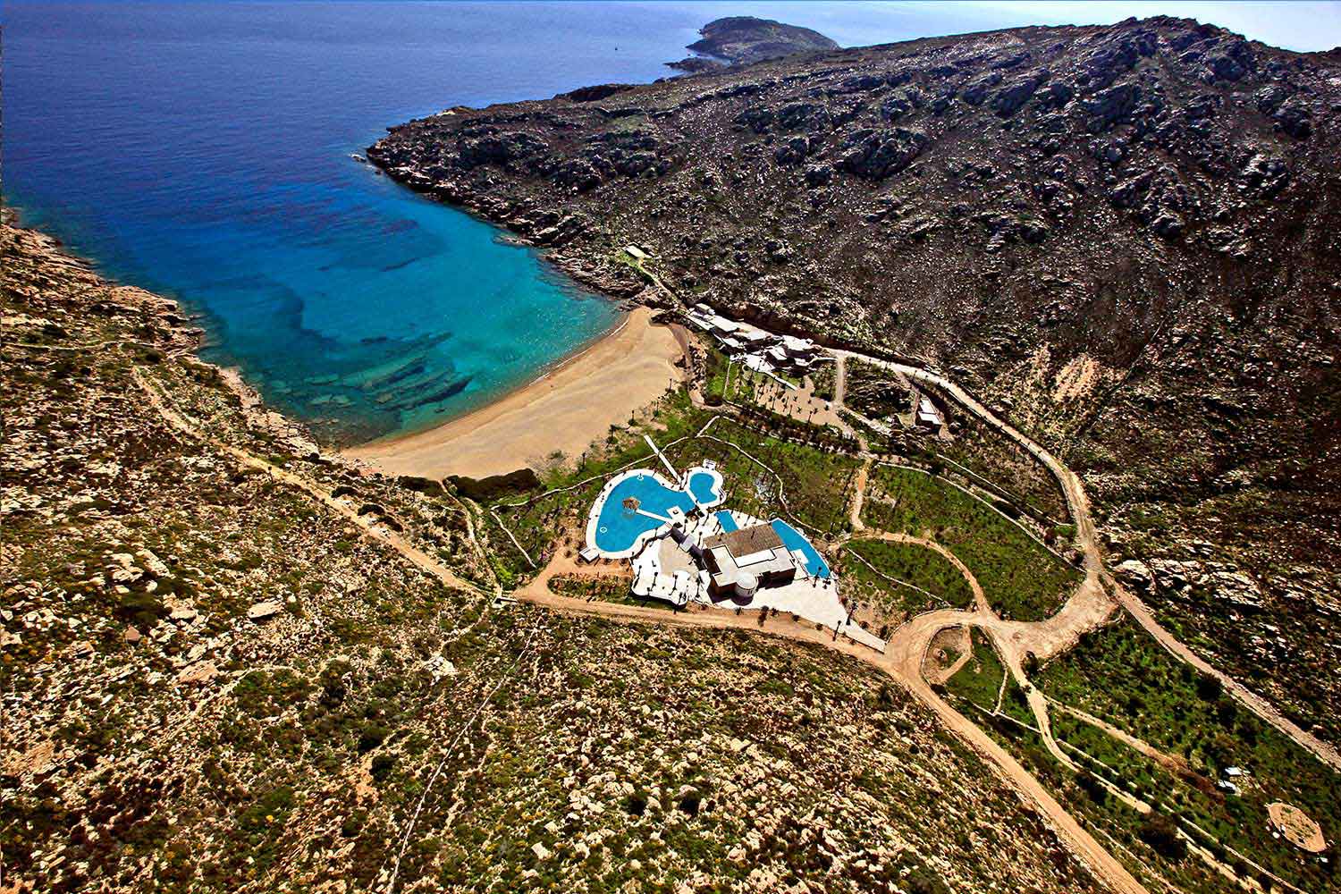 CALILO - Luxury Beach Resort in Ios Island - LuxurIOS - Ios Island